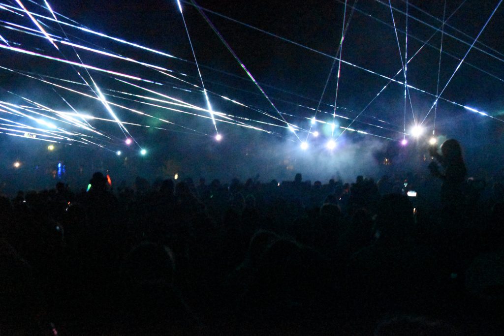 Glenwood Springs laser show provides breath of fresh air ...